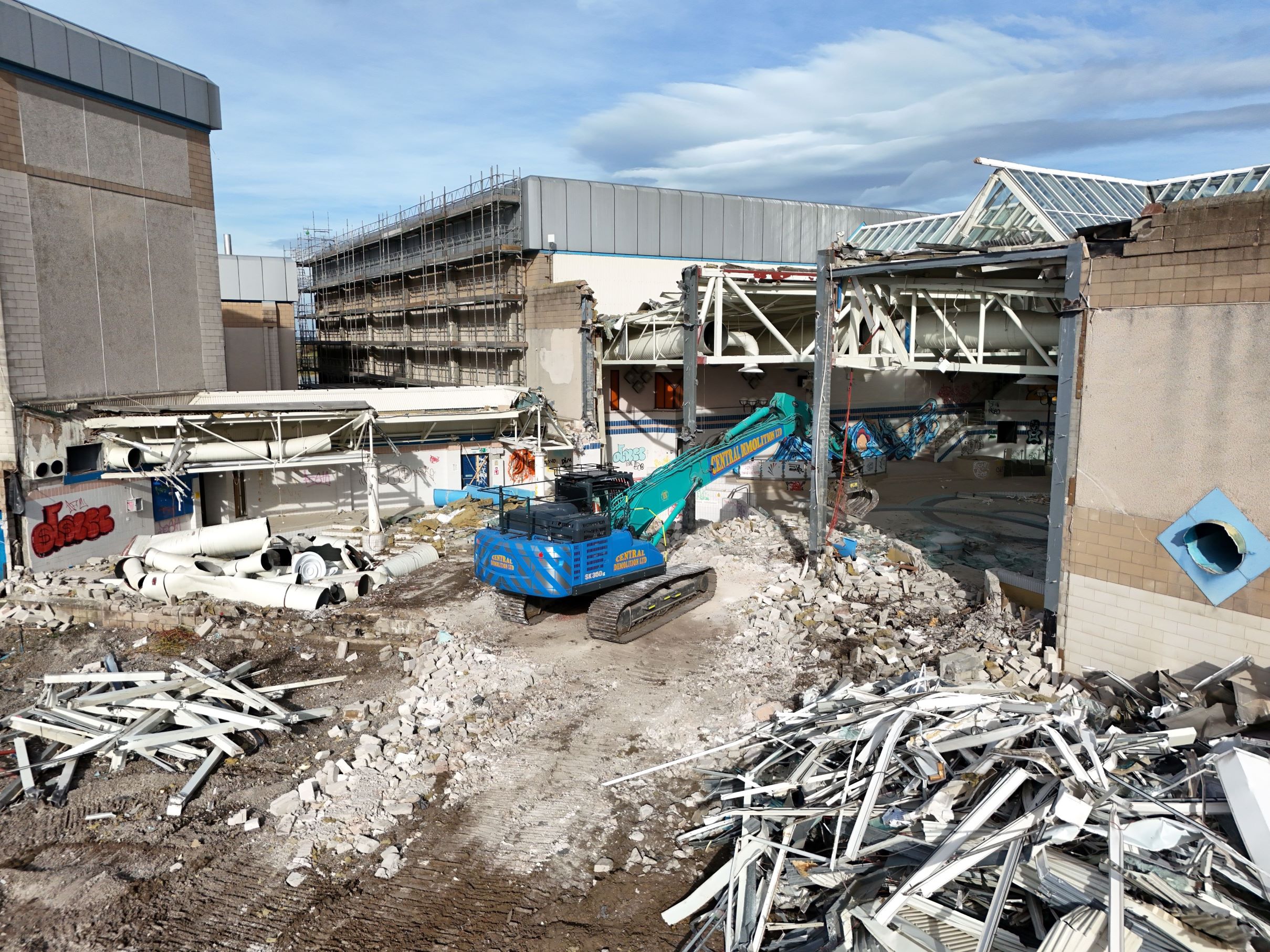 Flumes gone as former beach leisure centre demolition gets underway ...